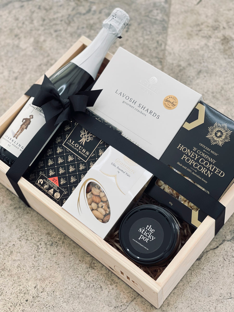HC Signature Hamper – Hamper Culture Gifting Studio